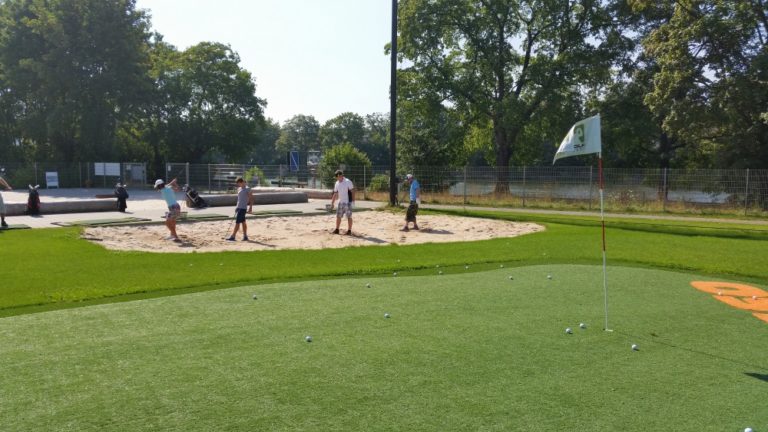 Golfen in Stuttgart für jedermann - CITYGOLF STUTTGART